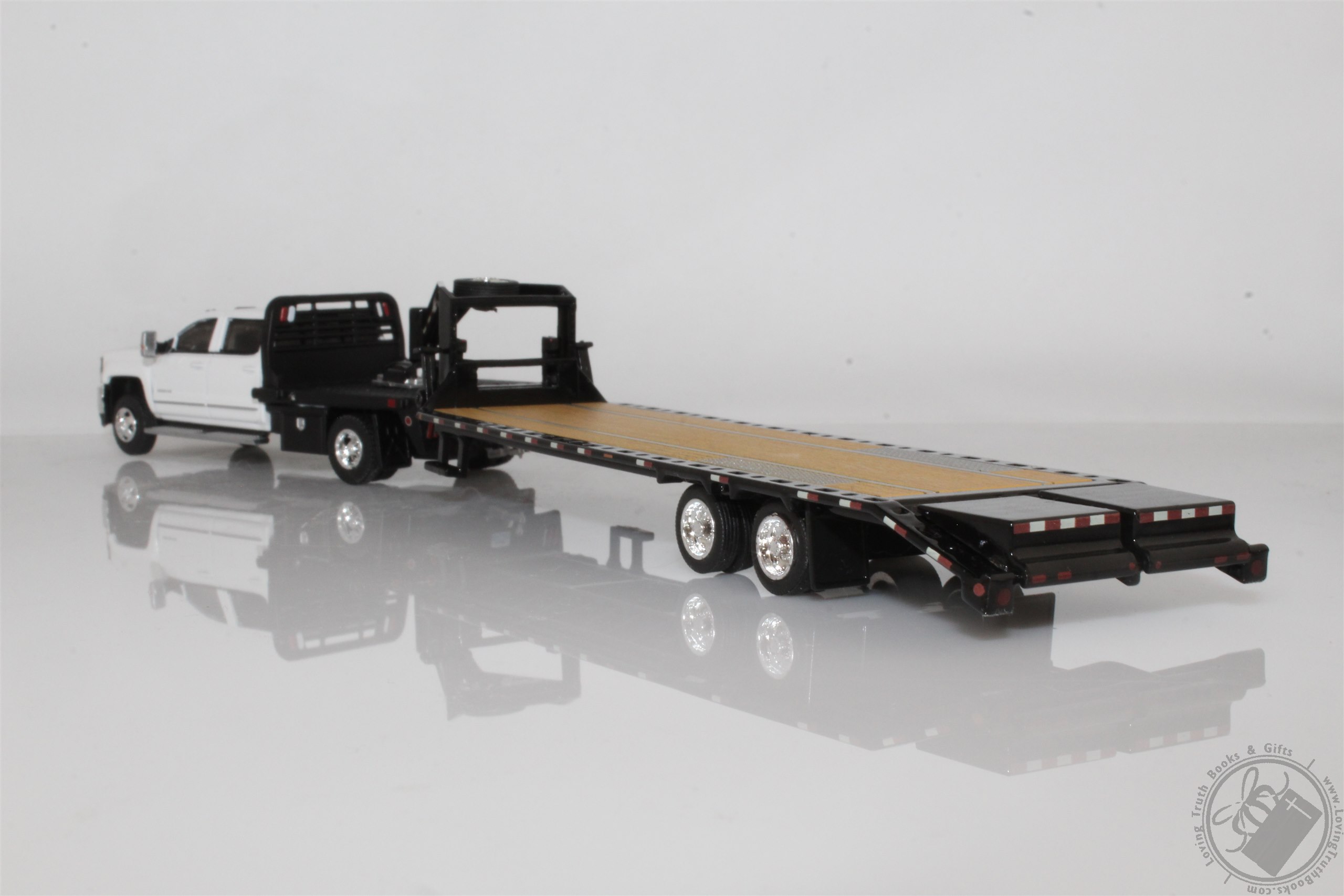 2018 Chevy 3500 HD Dually White Cab With Black Flatbed And Gooseneck