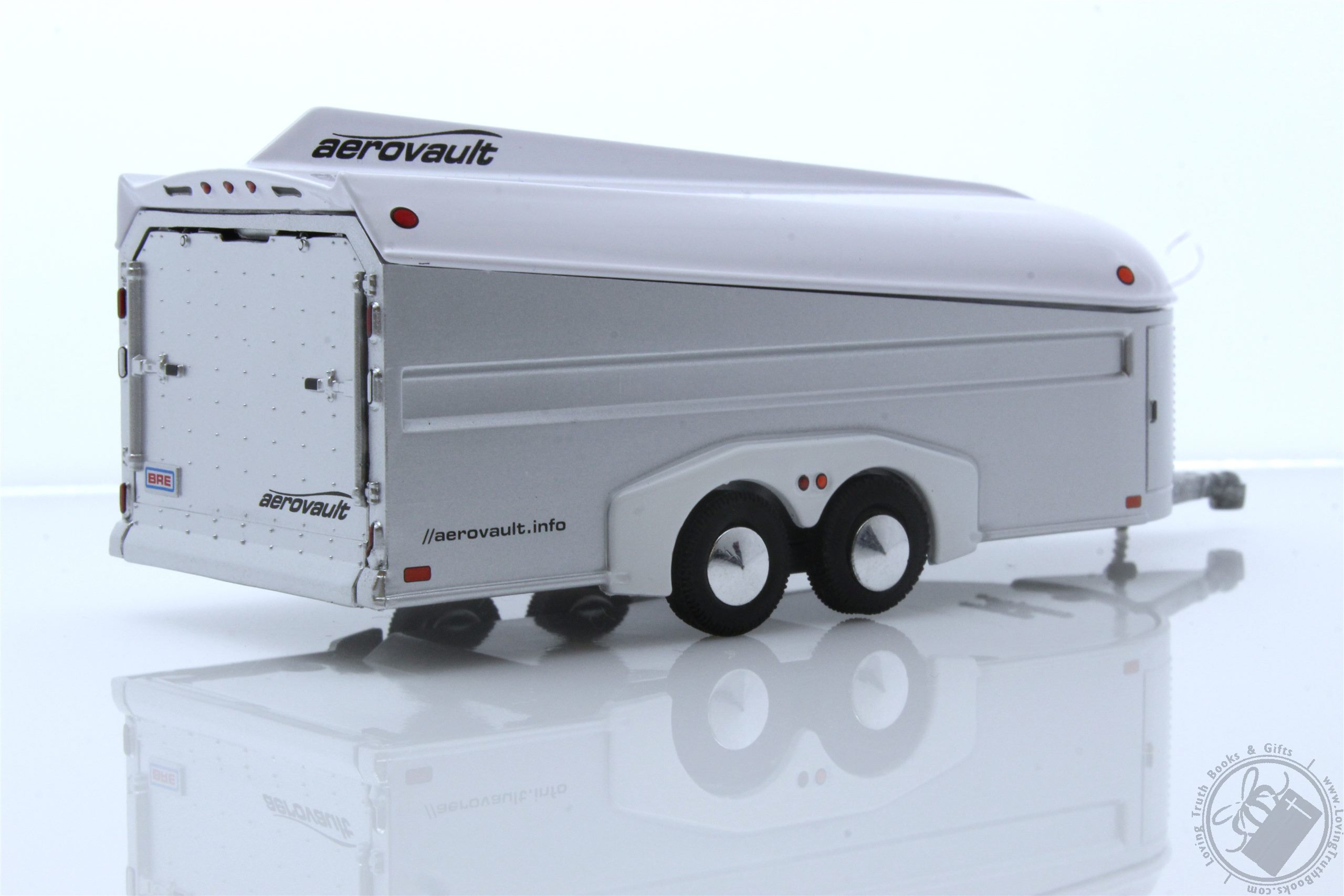 Aerovault MKII Trailer - White and Silver (Hobby Exclusive) by Greenlight Collectibles (Loving ...