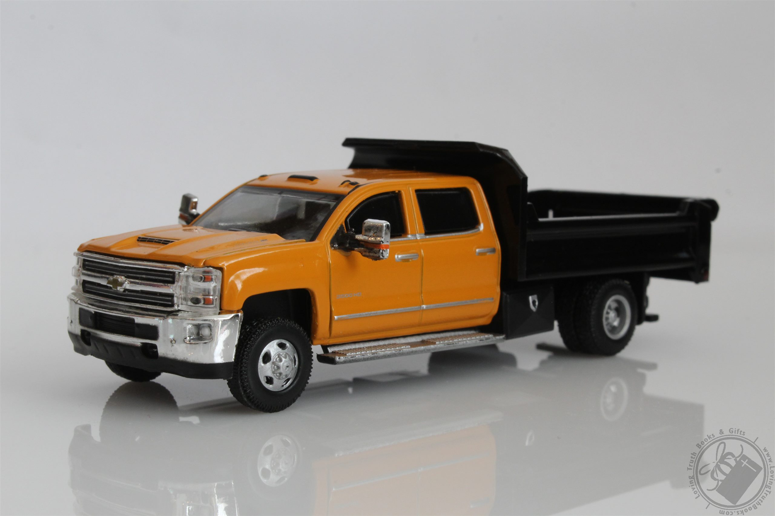 2017 Chevy Silverado 3500 HD Dually Dump Truck, 1:64 Diecast Model ...