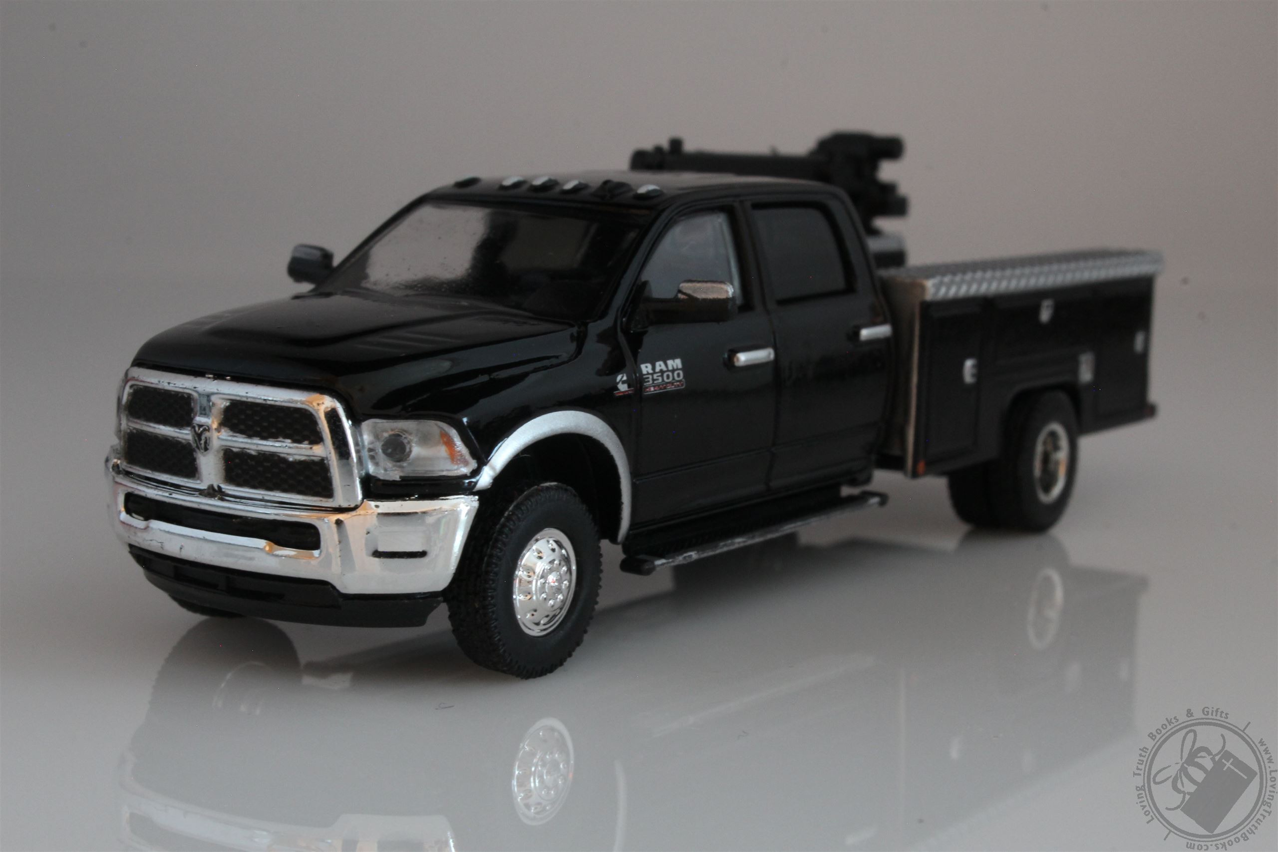 Dually Drivers Series 5 - 2018 Ram 3500 Dually Crane Truck - Brilliant ...