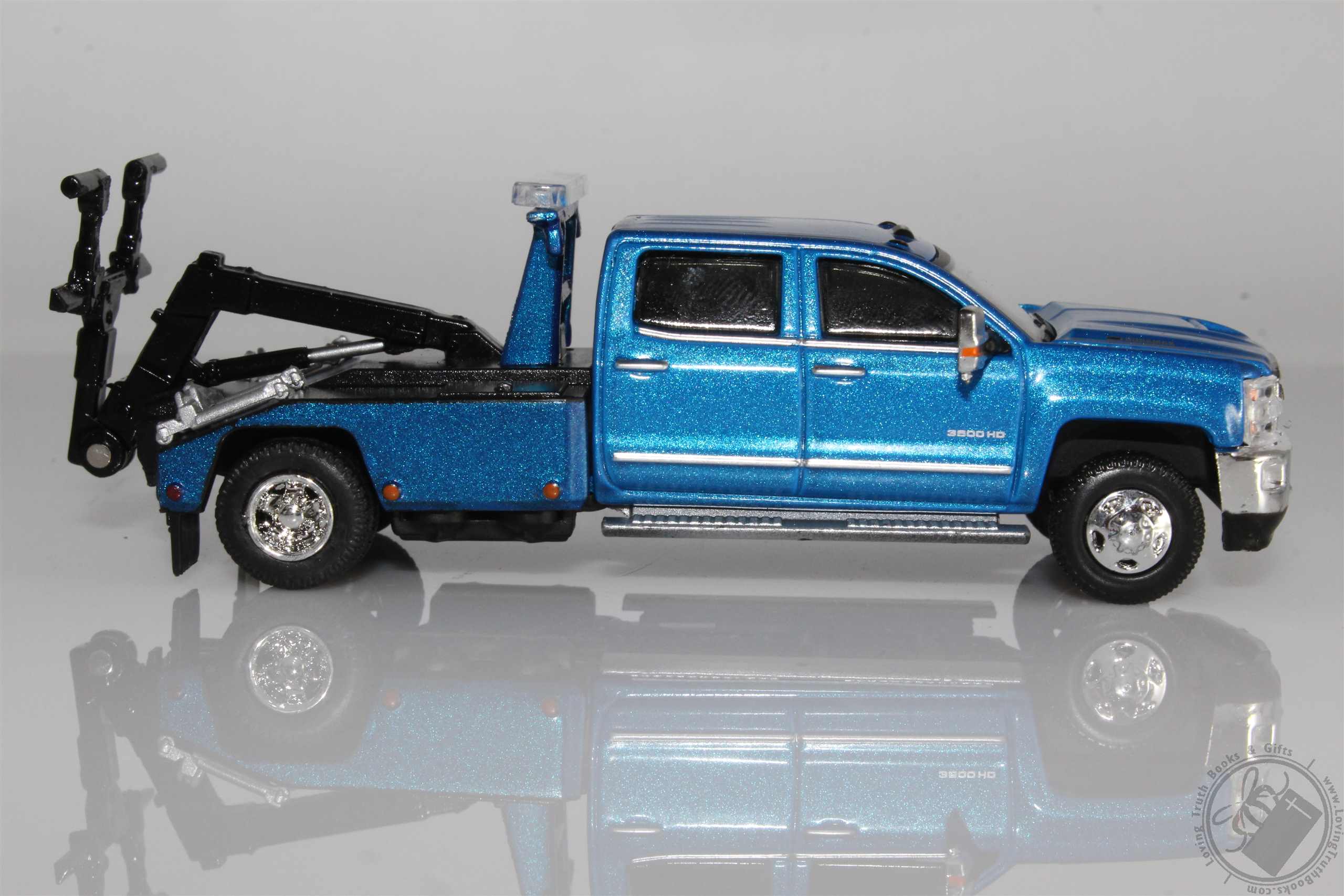 Dually Drivers Series 5 - 2018 Chevrolet Silverado 3500 Dually Wrecker ...