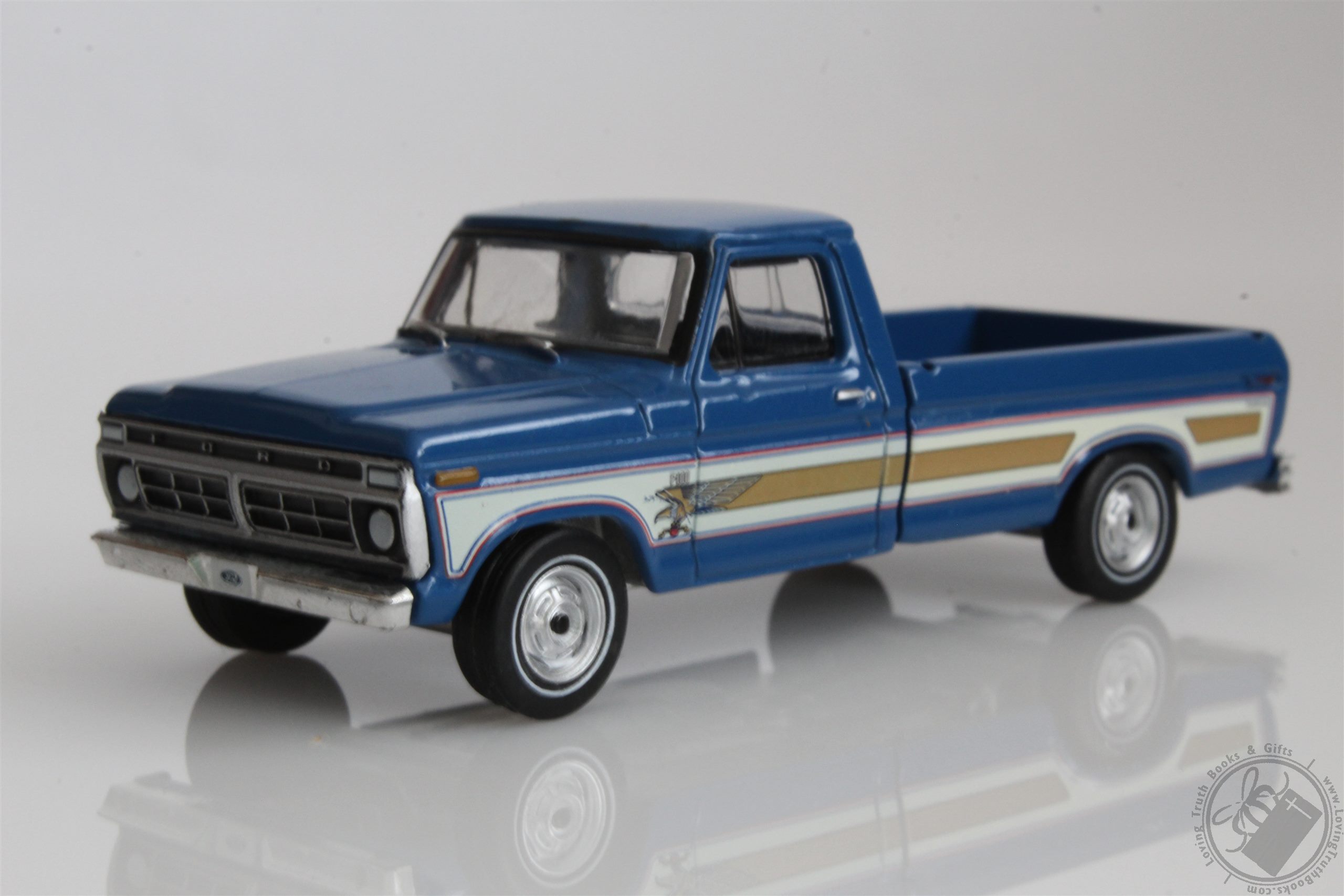 1976 Ford F100 Pickup Truck Bicentennial Edition 1:64 Scale Diecast ...