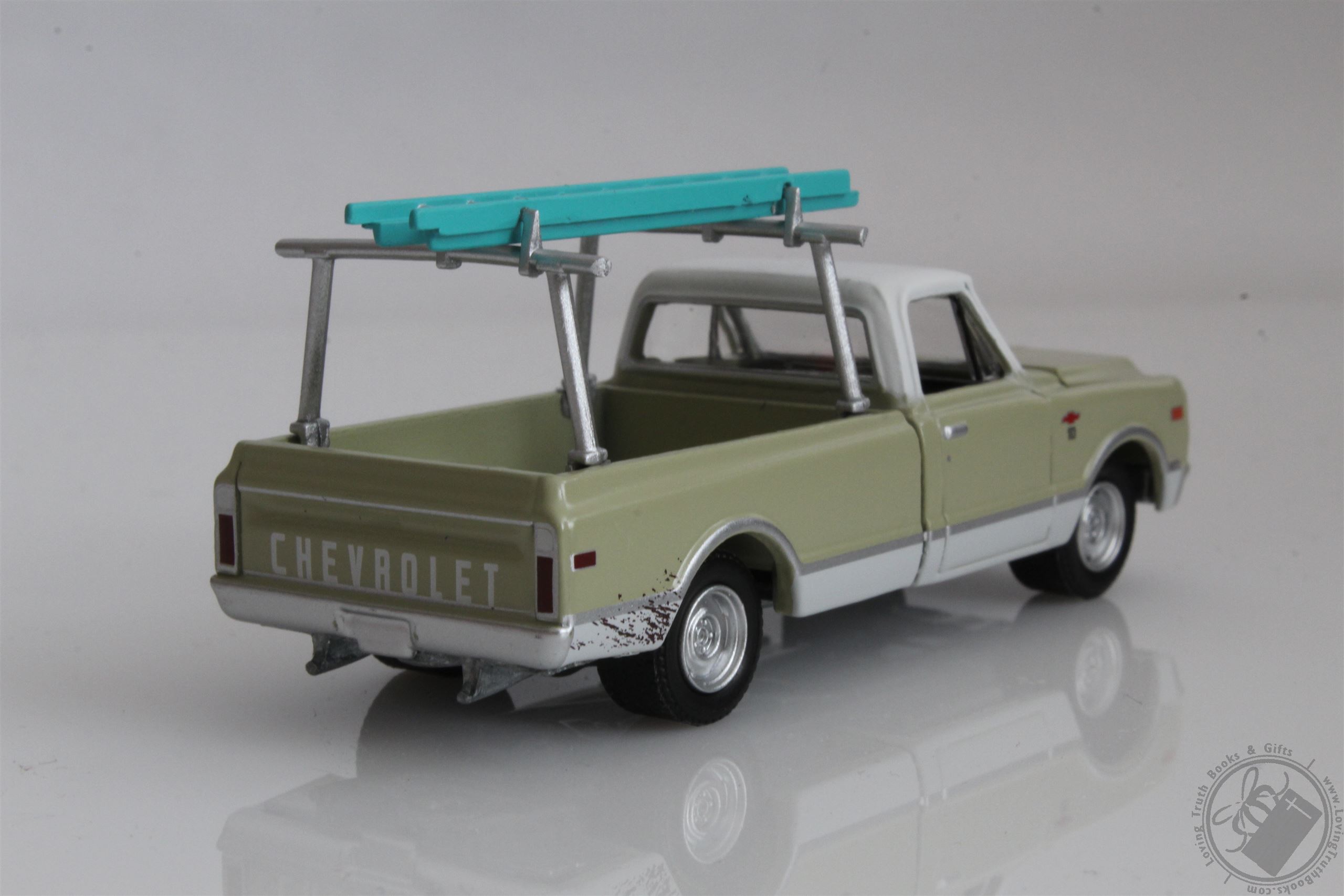 1970 Chevy C10 Pickup Truck w/ Ladder Rack 1:64 Scale Diecast Model C ...