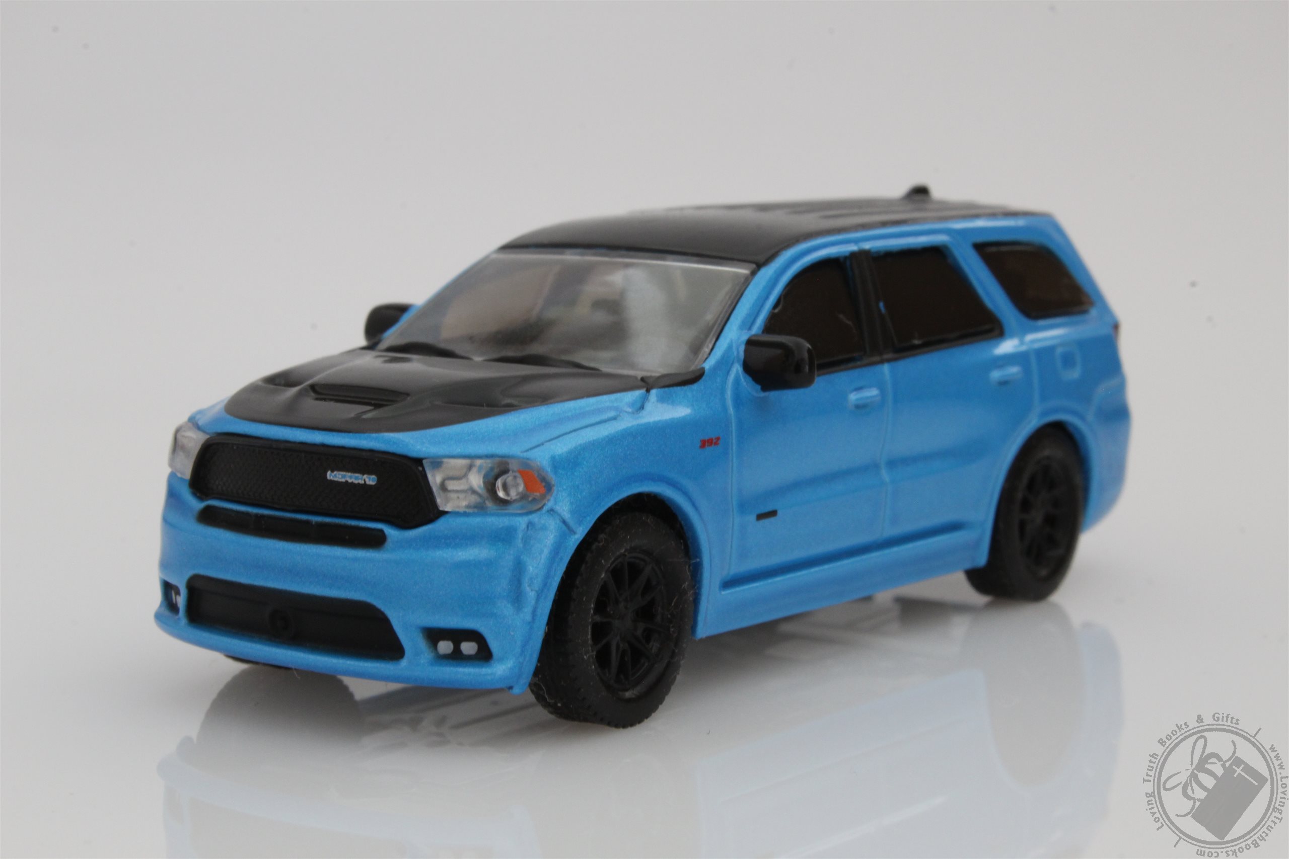 2018 Dodge Durango SRT MOPAR 1:64 Scale Diecast Model (Blue) by ...
