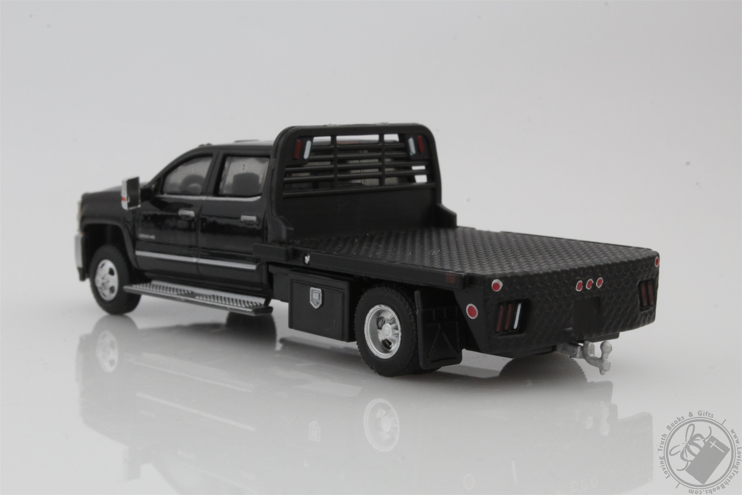 2018 Chevy Silverado 3500 Dually Flatbed Pickup Truck 1:64 Scale ...