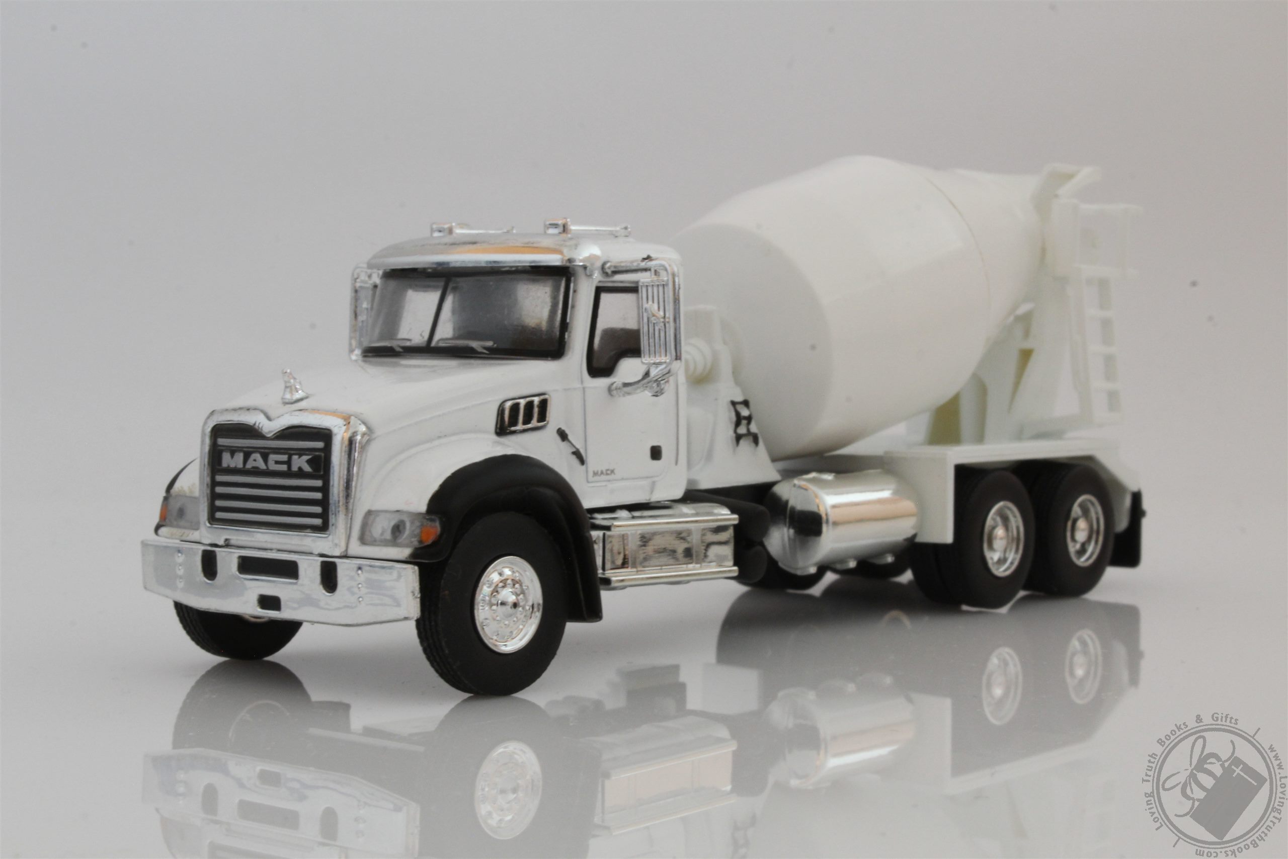 S.D. Trucks Series 8 - 2019 Mack Granite Cement Mixer - White by ...