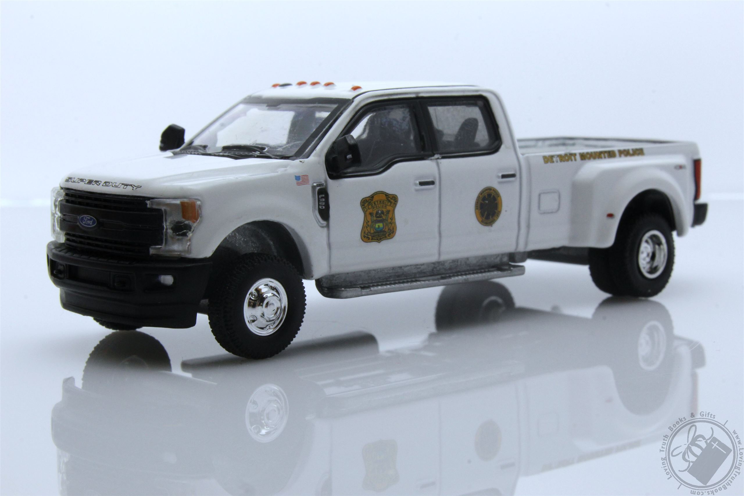 Dually Drivers Series 8 - 2017 Ford F-350 Dually - Detroit, Michigan ...