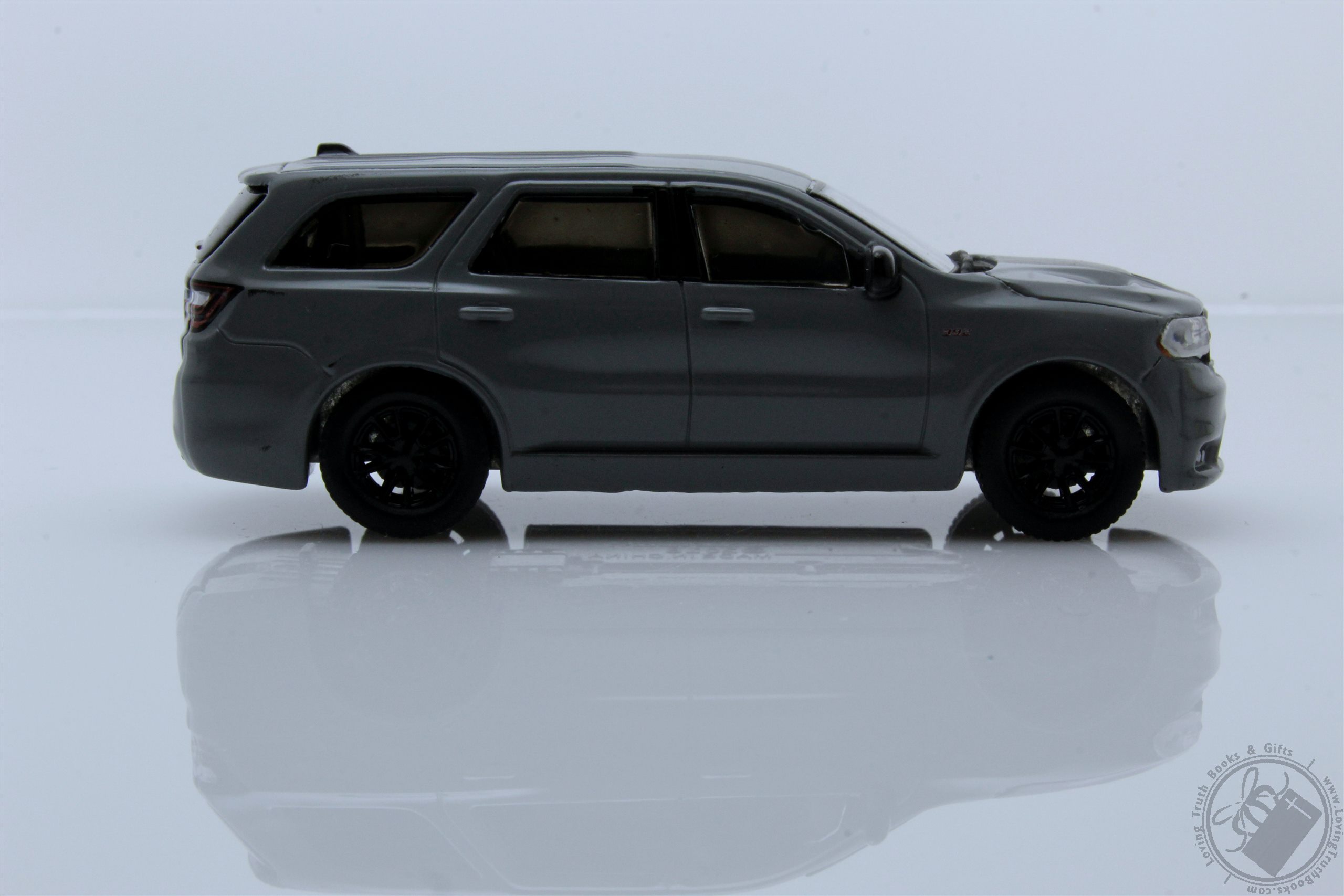 2019 Dodge Durango SRT - Destroyer Gray with Black Stripes SUV 1:64 ...