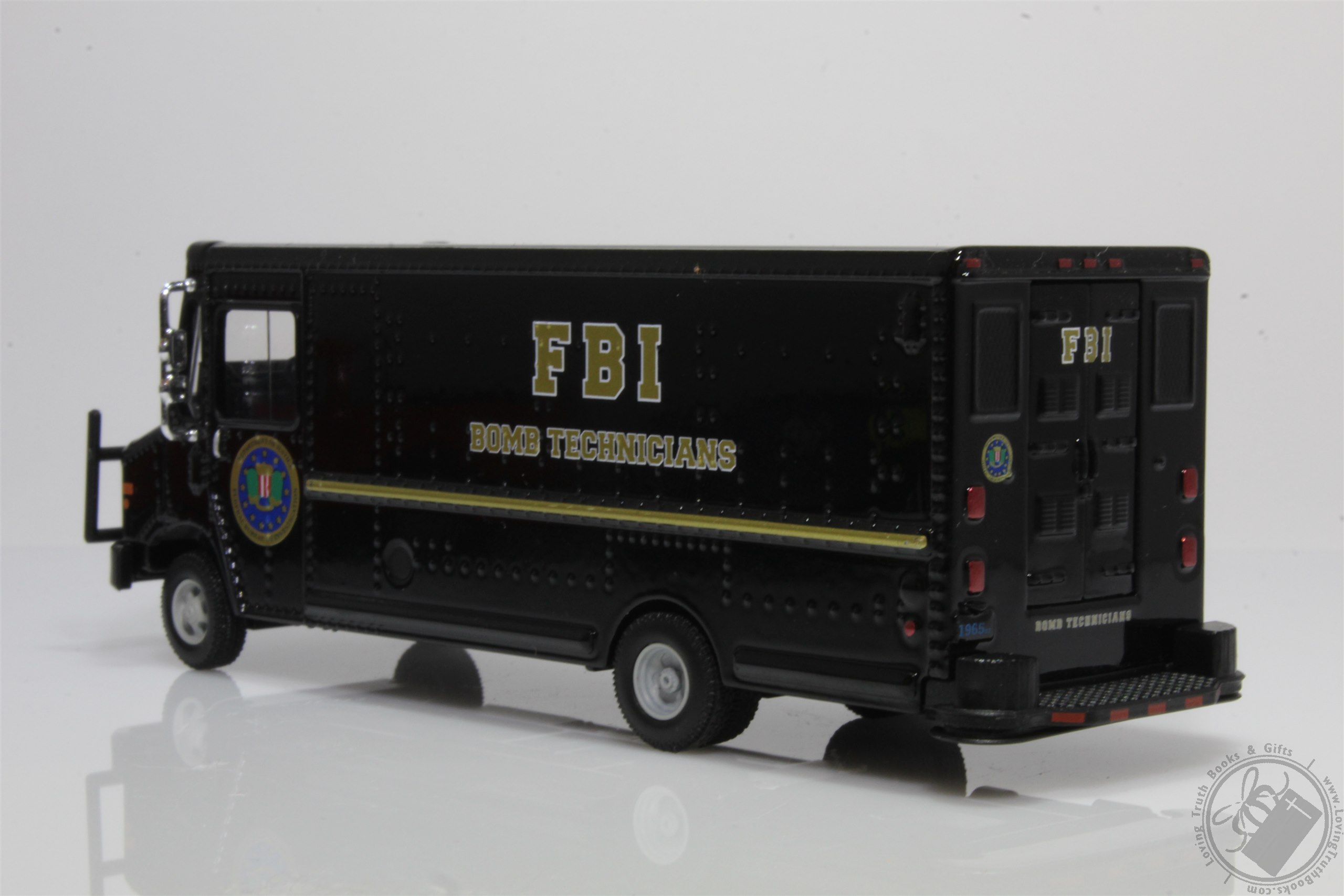 H.D. Trucks Series 19 - 2019 Step Van - FBI Bomb Technicians by ...