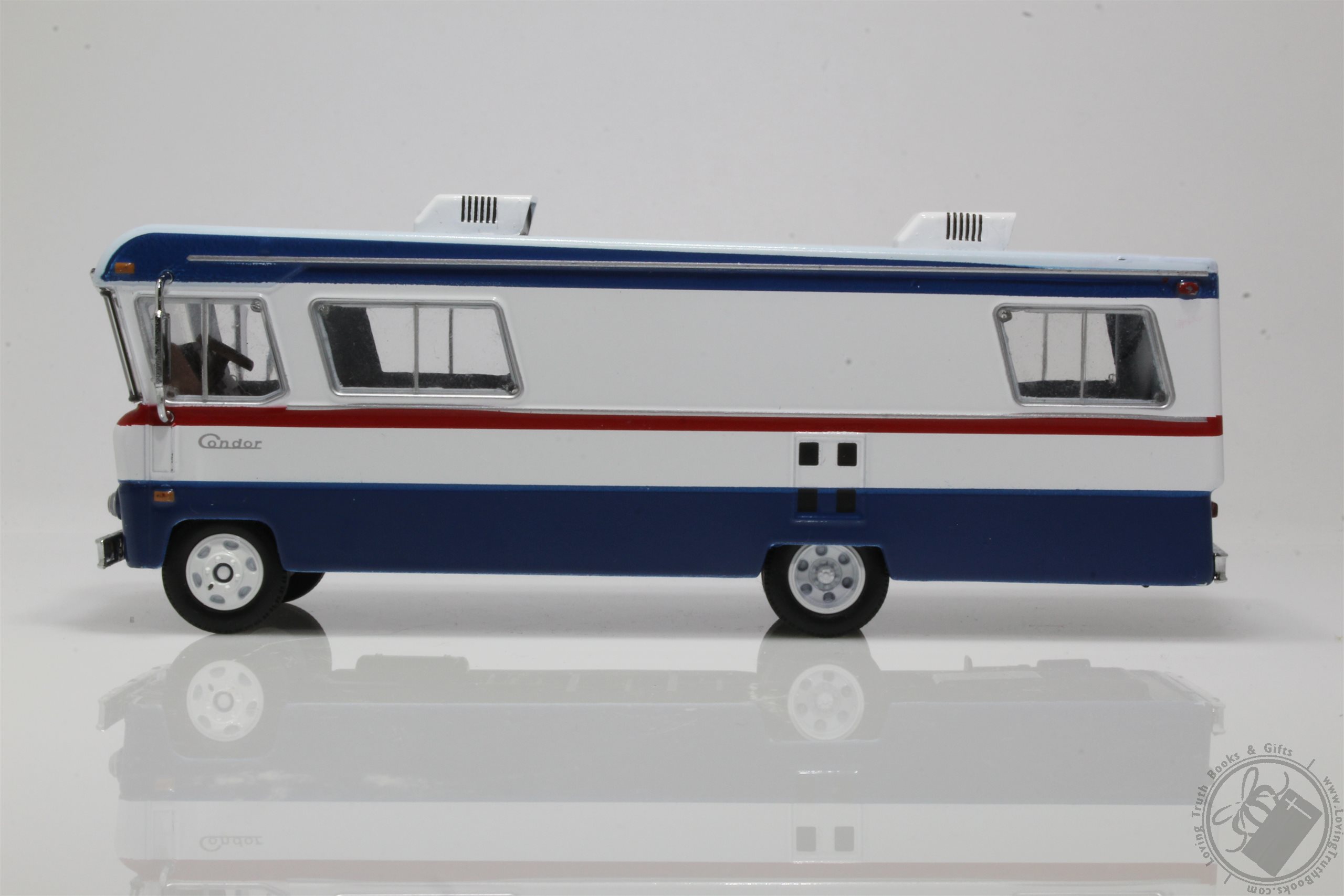 H.D. Trucks Series 9 - 1972 Condor II RV - Red, White and Blue by ...