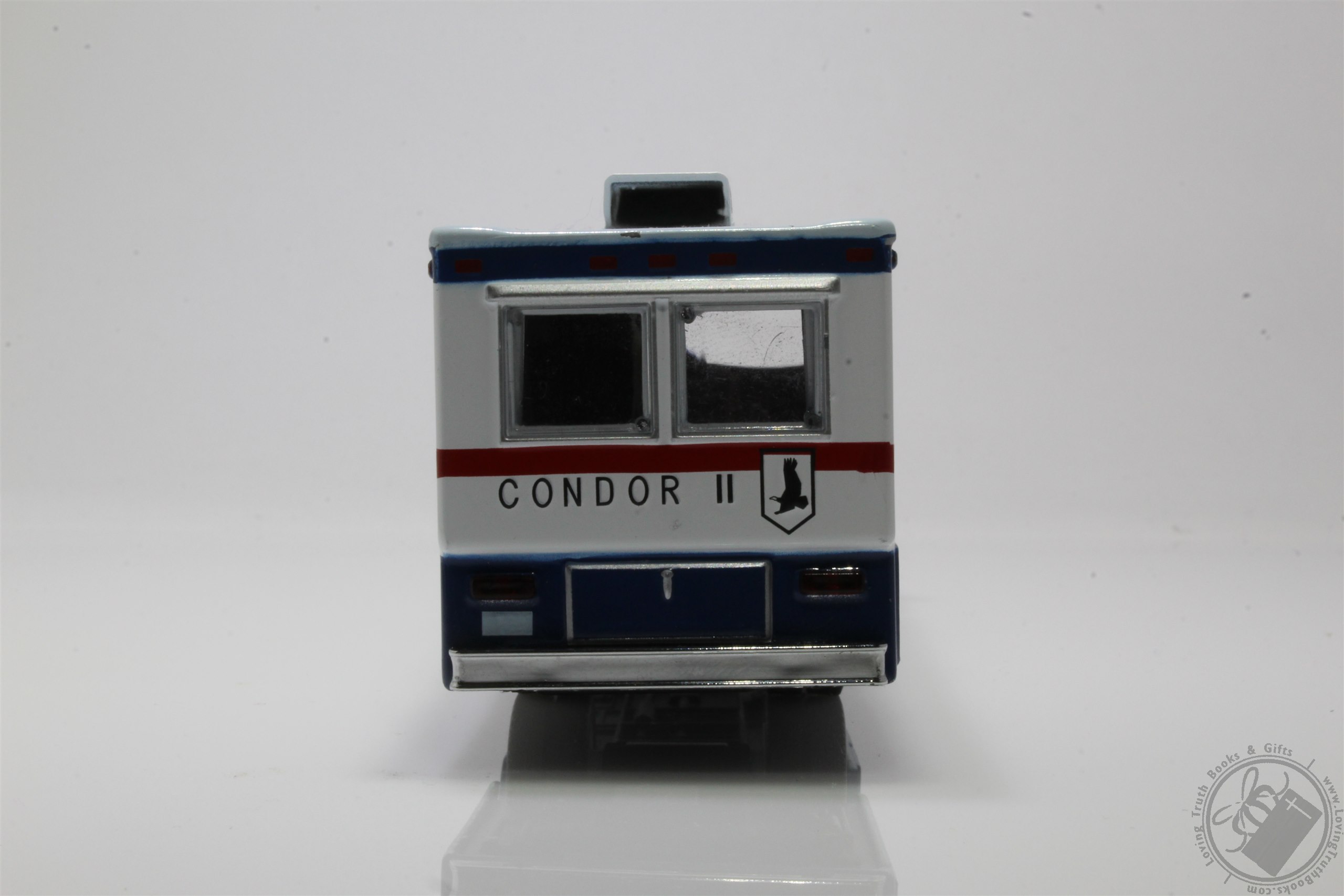 H.D. Trucks Series 9 - 1972 Condor II RV - Red, White and Blue by ...