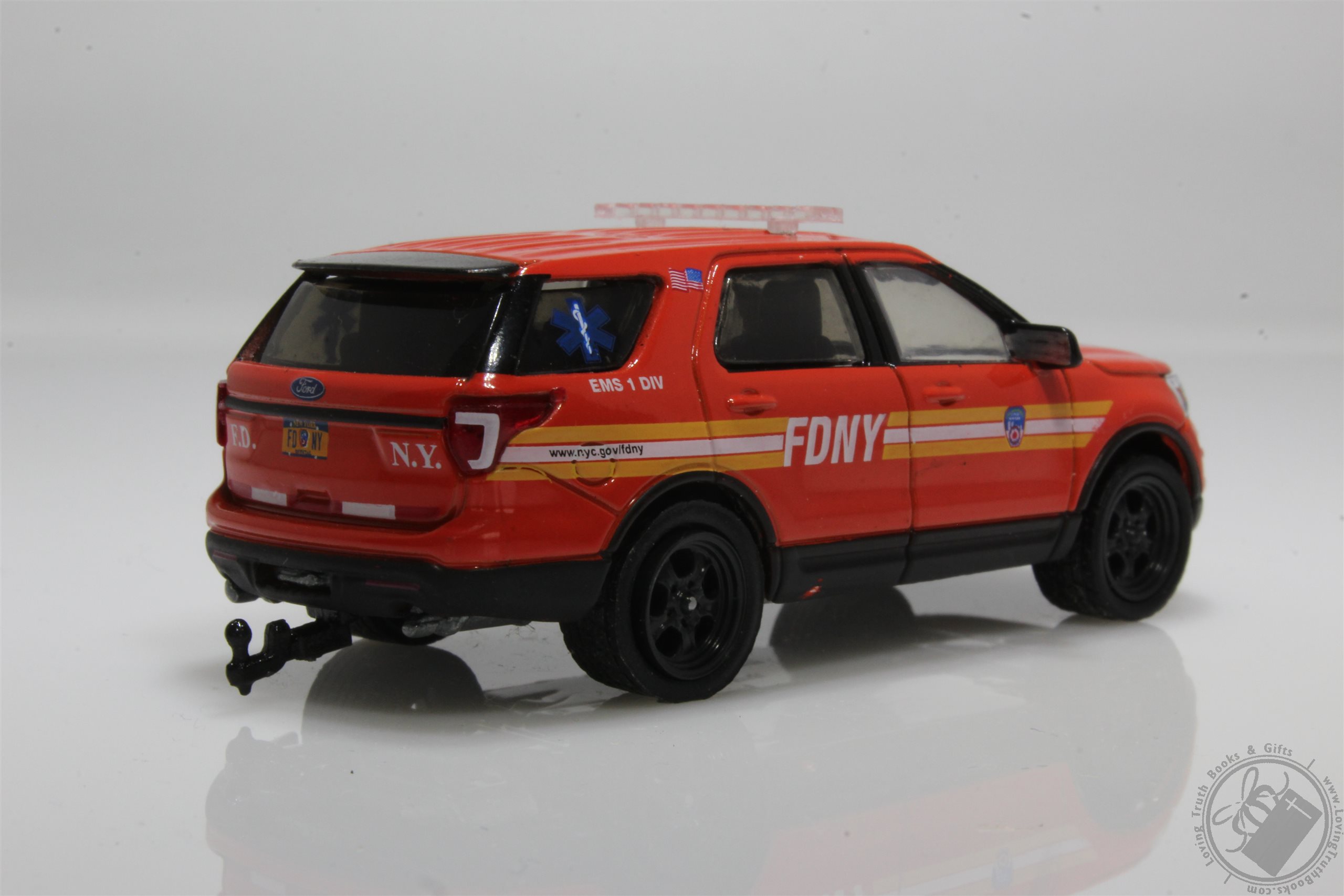 Hitch & Tow Series 10 - 2016 Ford Explorer Official Fire Department ...