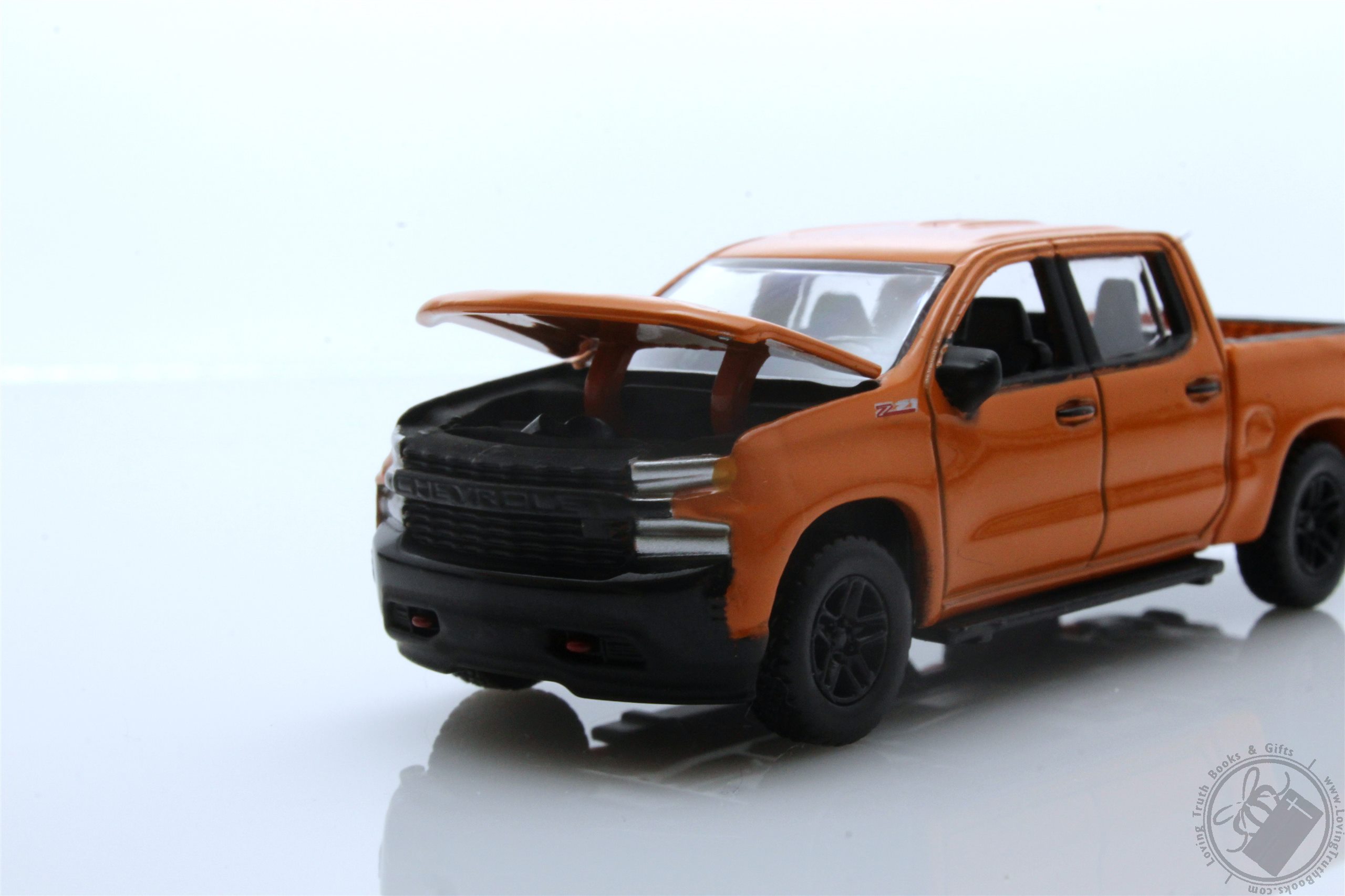 Auto World Premium - 2021 Release 5A - 2020 Chevrolet Silverado Z71 LT ...