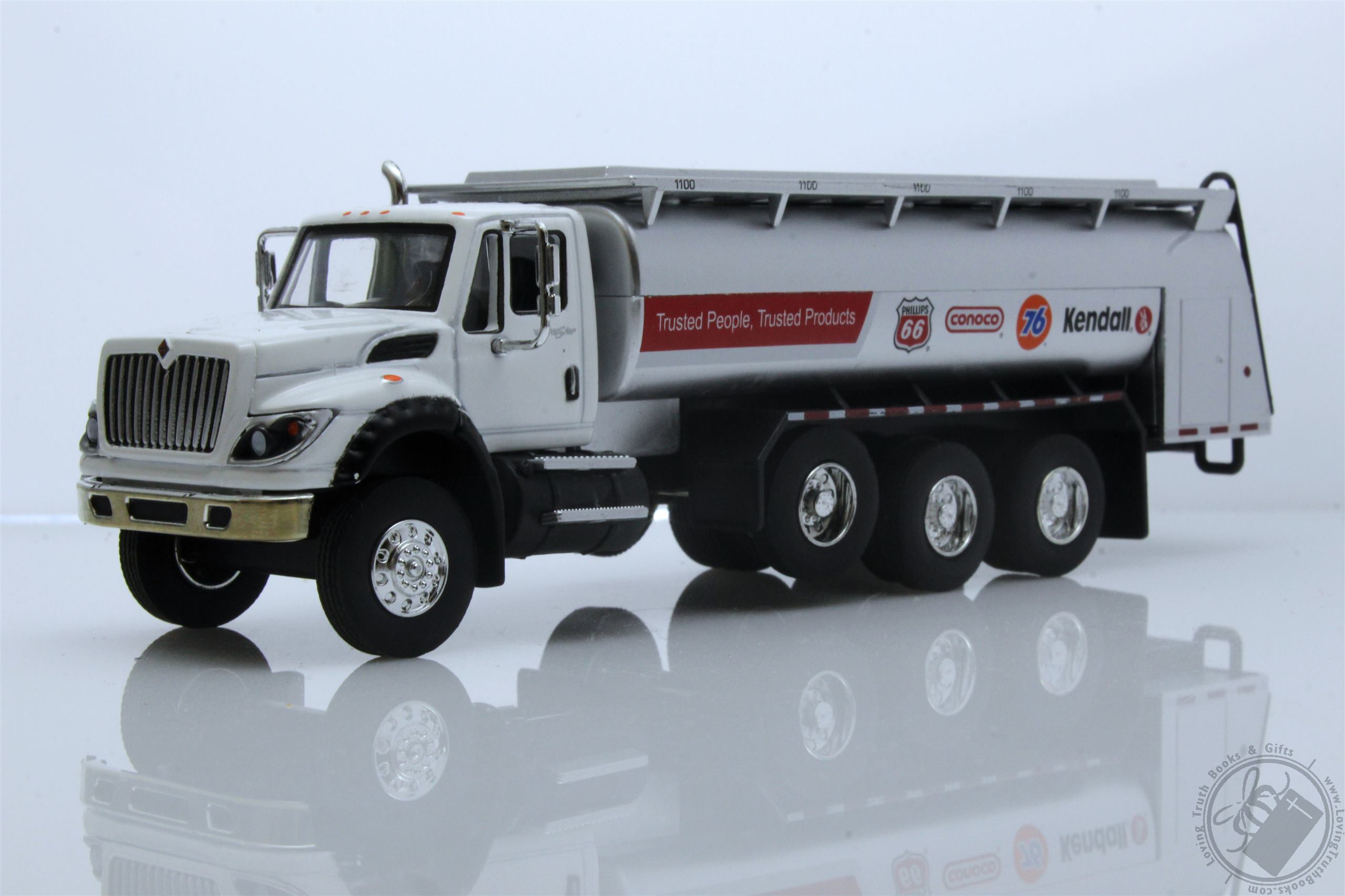 S.D. Trucks Series 15 - 2018 International WorkStar Tanker Truck ...