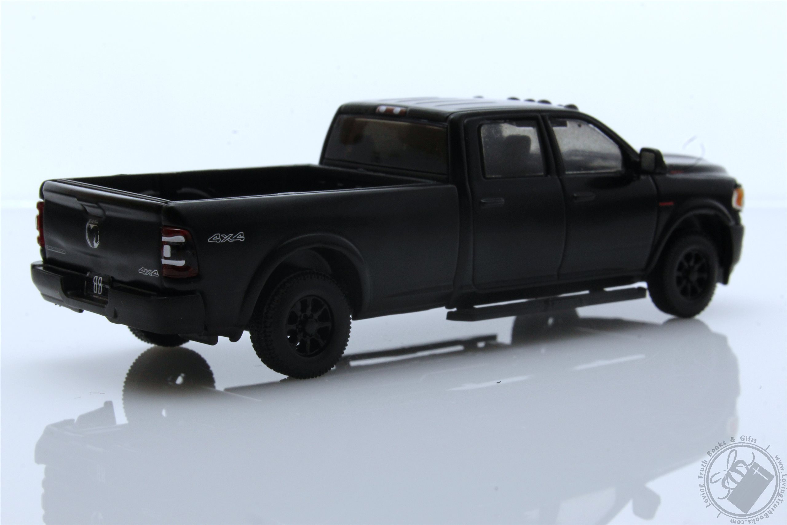 Black Bandit Series 26 - 2021 RAM 2500 Crew Cab by Greenlight ...