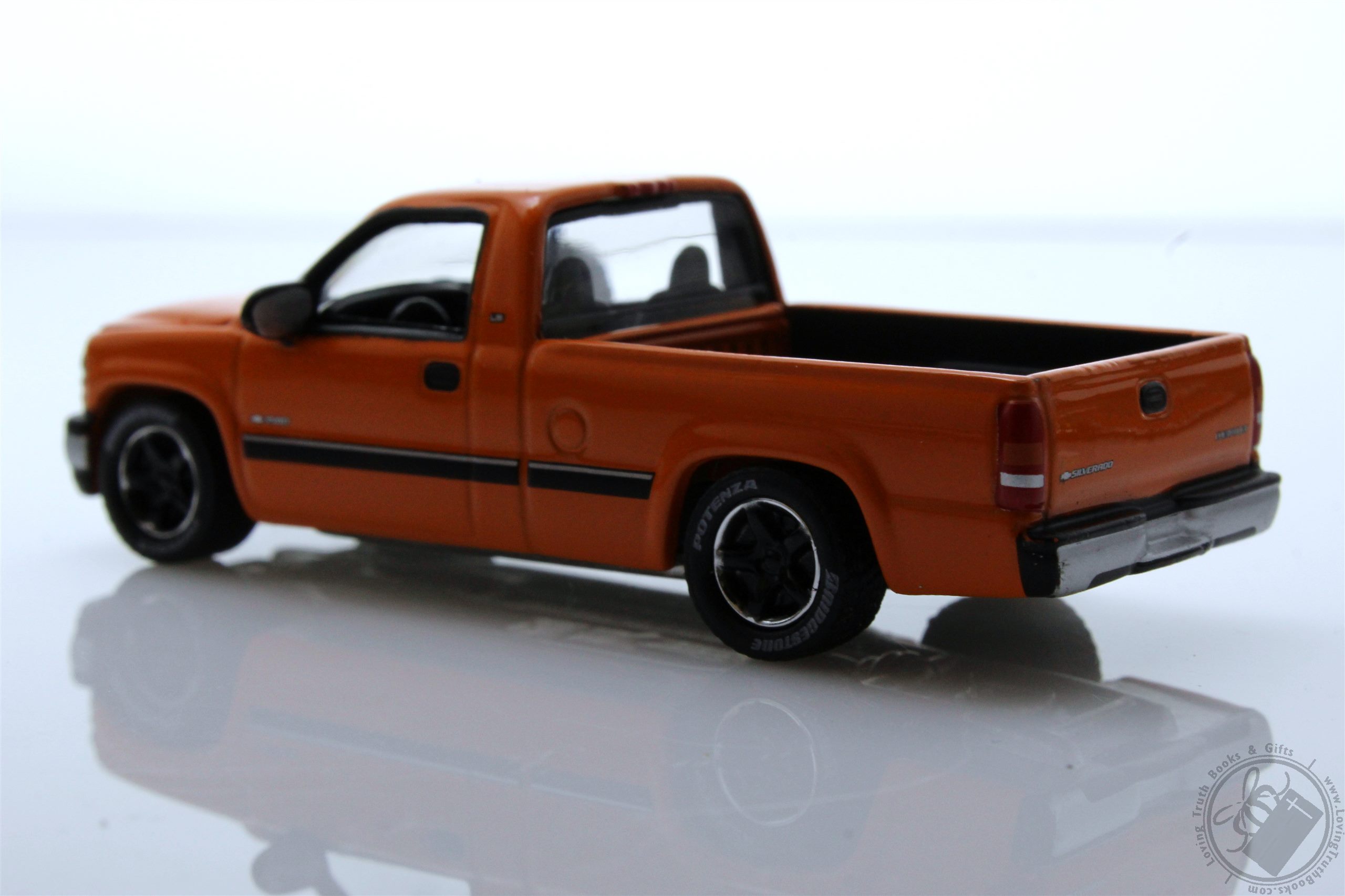 2002 Chevrolet Silverado in Tangier Orange by Johnny Lightning (Loving ...